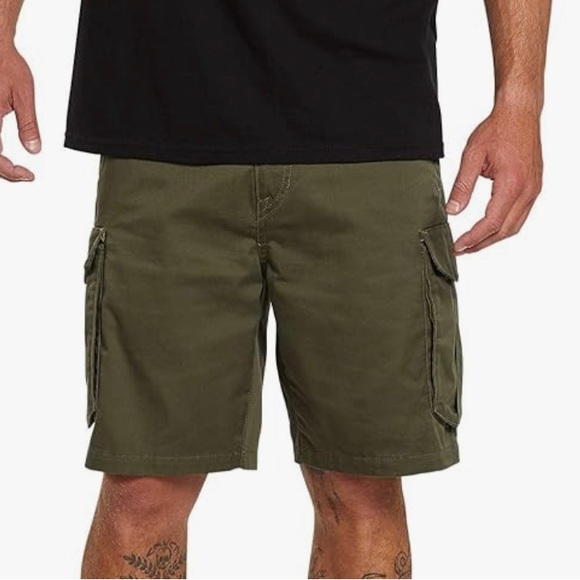 Volcom | Shorts | Volcom Green Cargo Pants | Poshmark